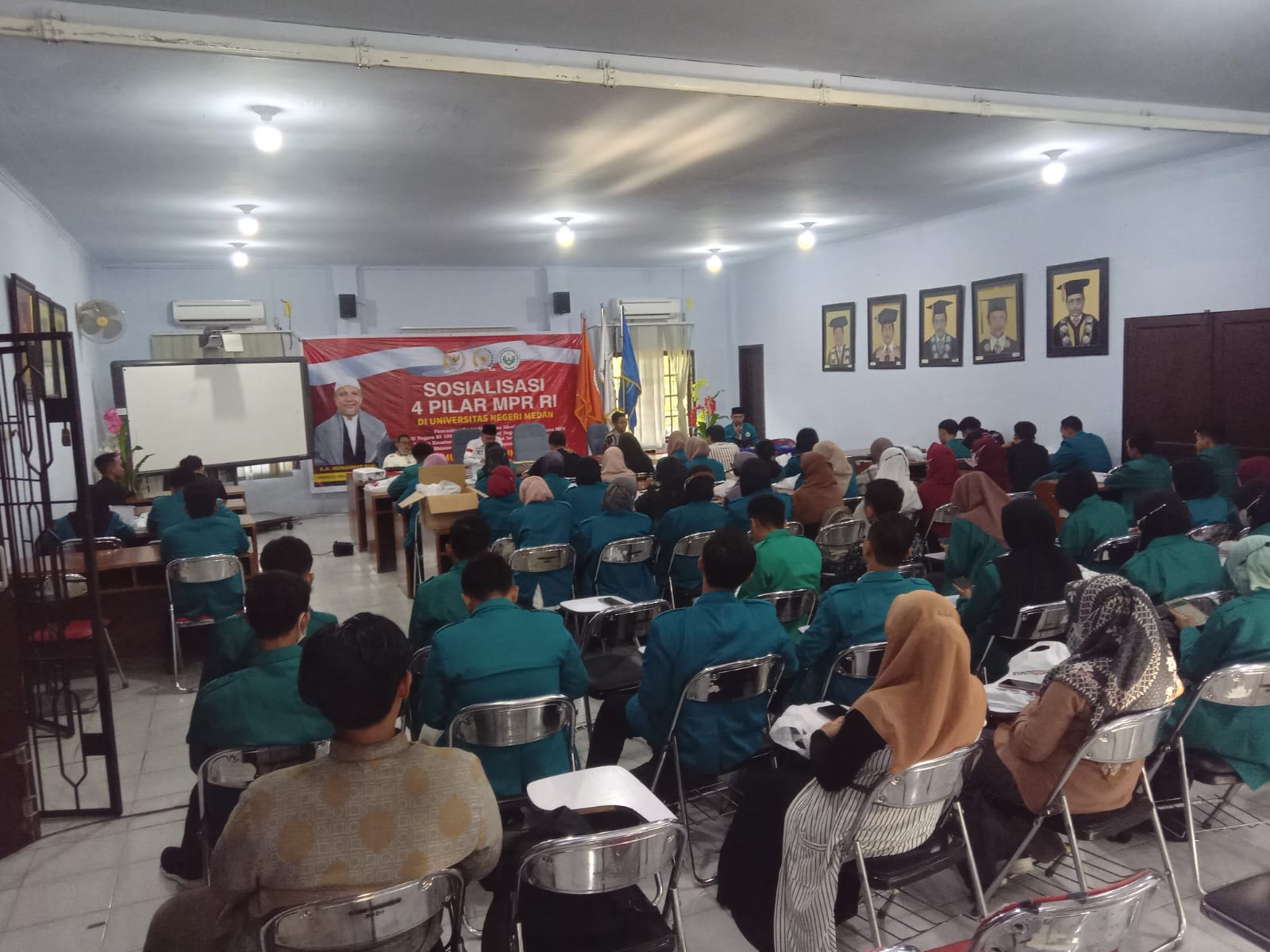 Senat Mahasiswa dan Badan Perwakilan Mahasiswa FBS Unimed Periode 2023 ...